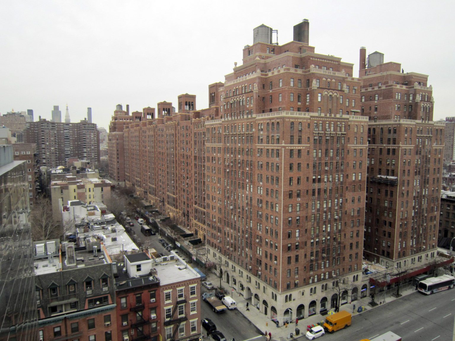 London Terrace Gardens - HLZAE London Terrace Gardens, New York, NY | HLZAE